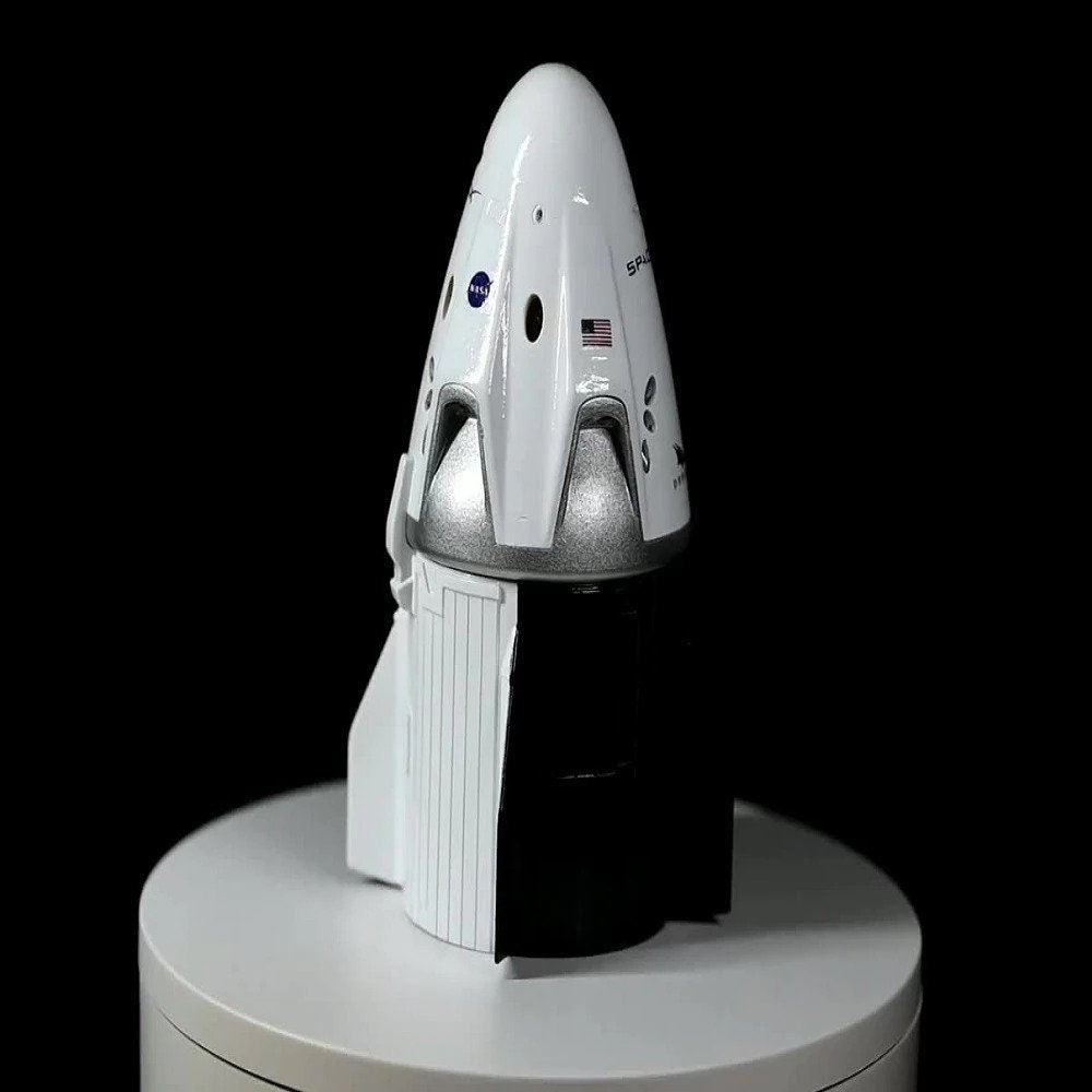 Spacex Model Kit for Sale, Crew Dragon Spacecraft Capsule Model Kit ...