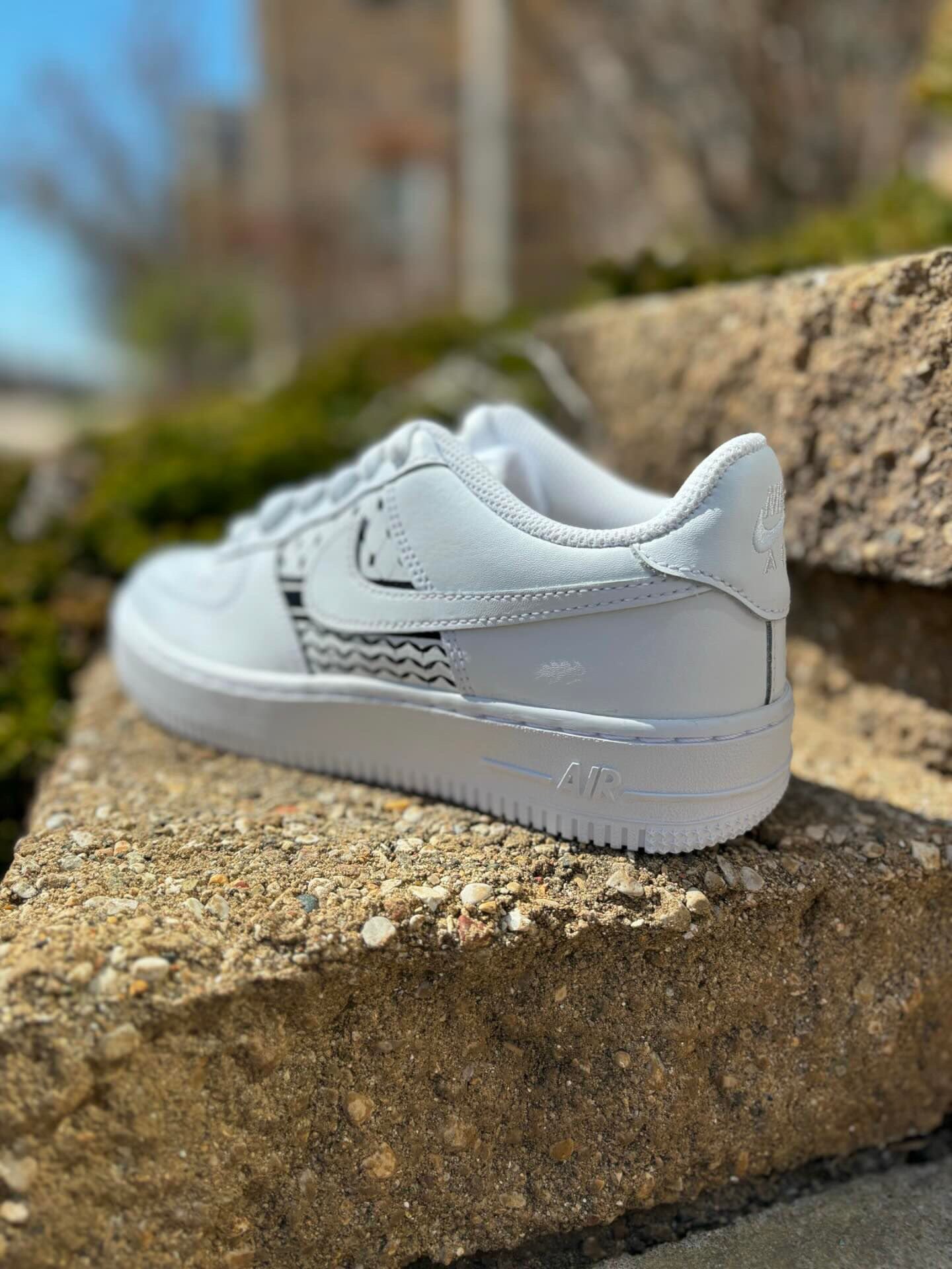 Nike Air Force 1 Low keffiyeh Custom Painted Shoes - Etsy