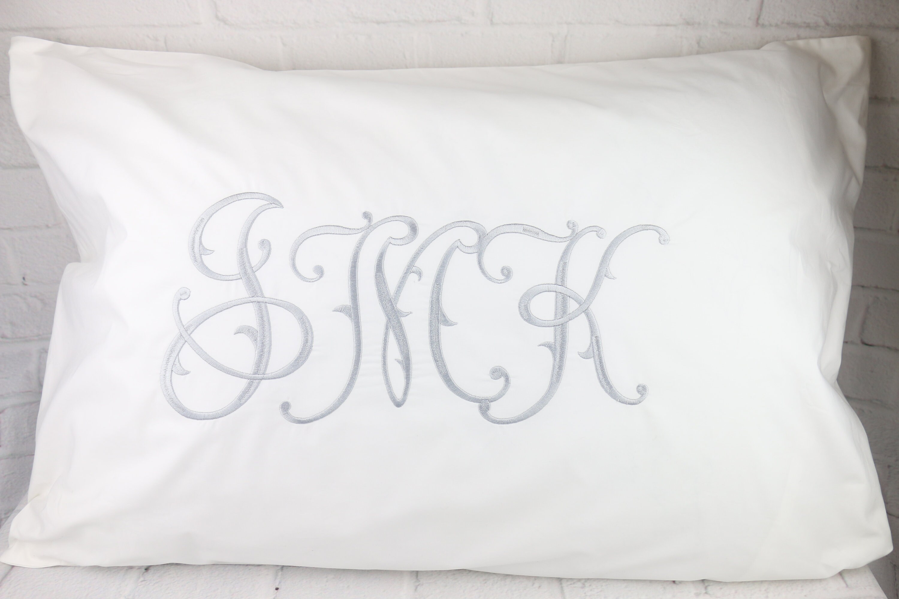 Set of 2 Monogrammed Pillowcases 100% Cotton / Custom Pillow | Etsy