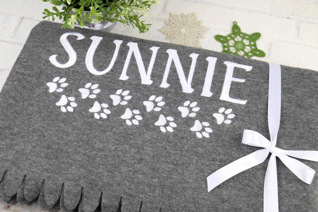 Monogrammed Fleece Blanket / Personalized Throw / Bridal Shower Gift ...