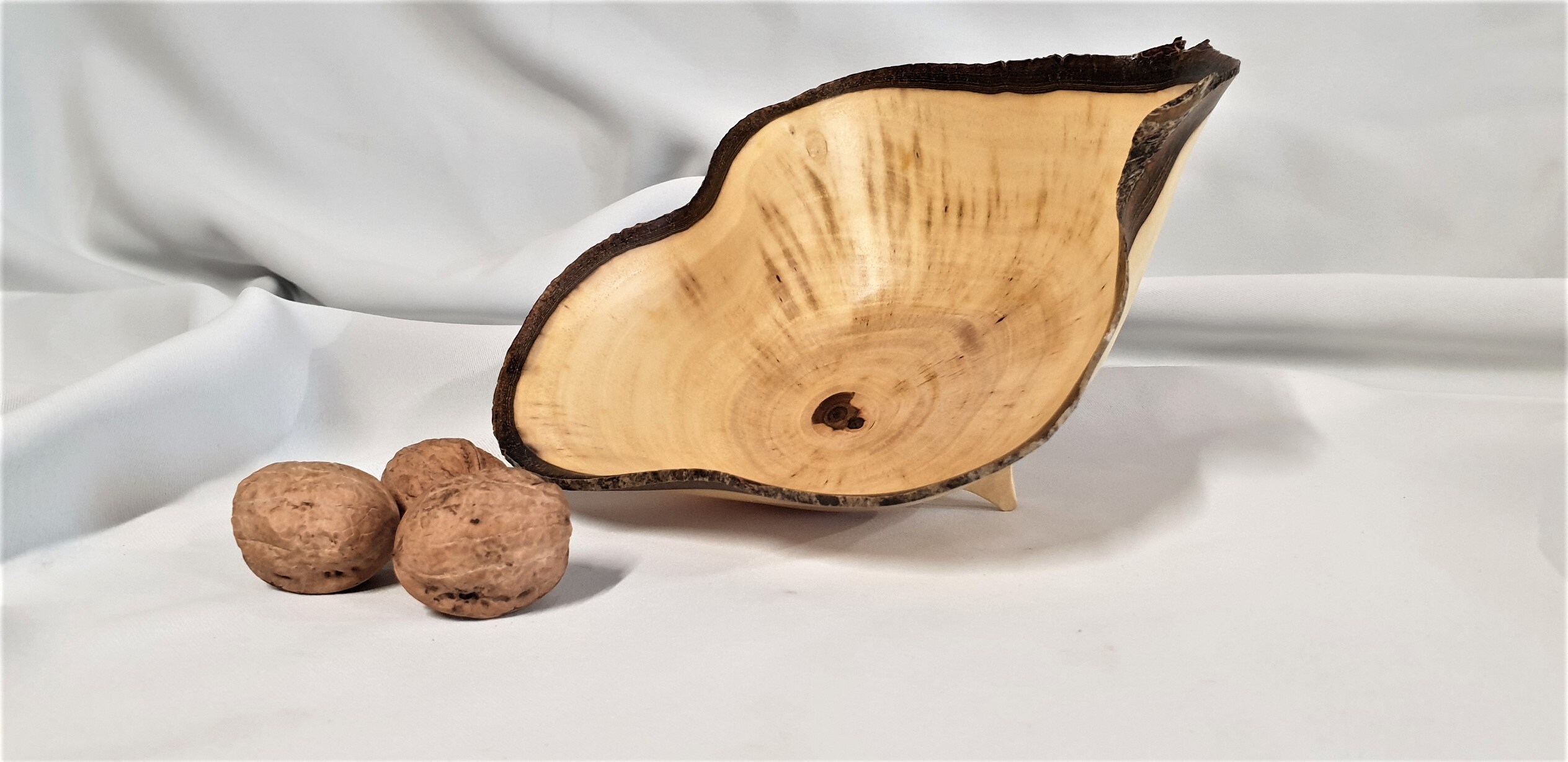 Live Edge Walnut Wavy Bowl, Naturally Deformed, Legged - Etsy