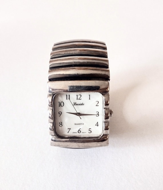 vintage quartz japan movt - Gem