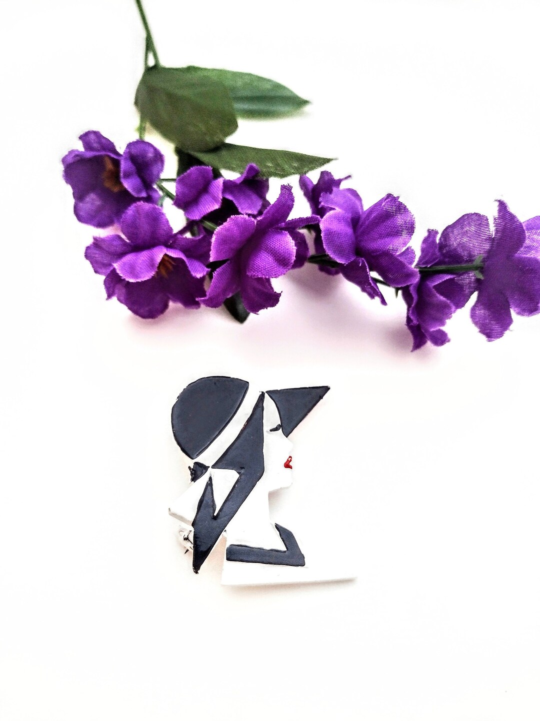 Vintage Woman Head Brooch Black and White Hat Brooch Art Deco Style ...