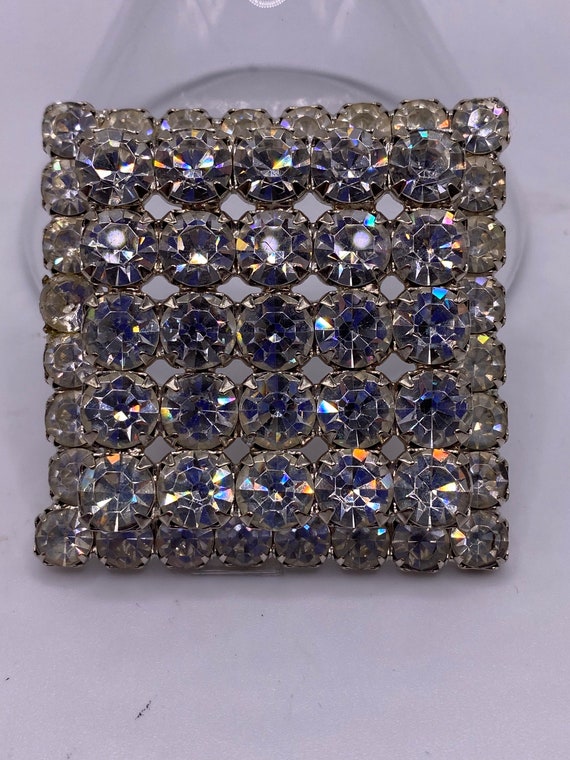 Vintage brilliant clear rhinestone - Gem