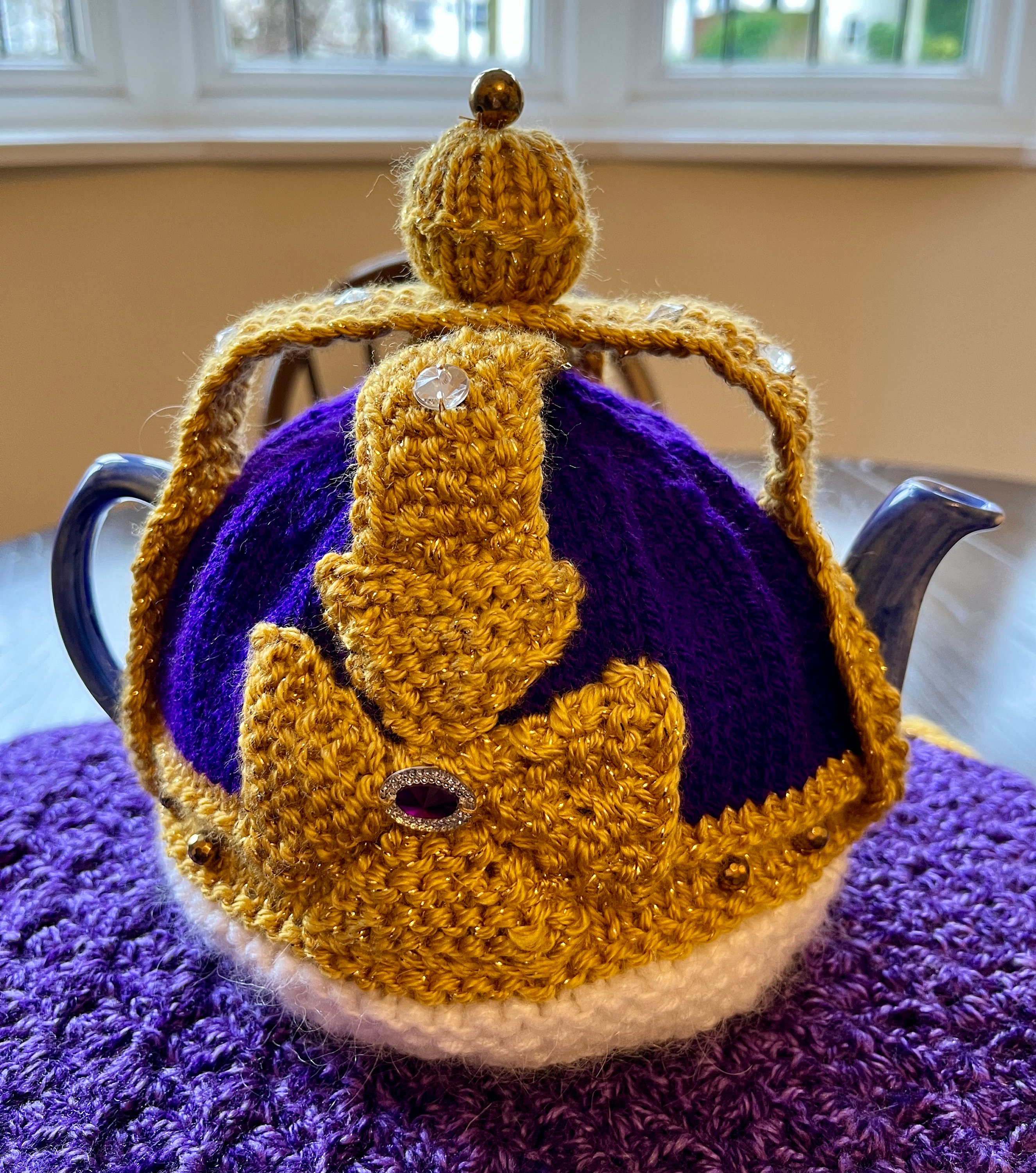 Coronation Crown Tea Cosy Knitting Pattern - Etsy