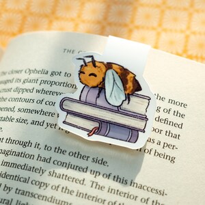 Bee Magnetic Bookmark Bee Sleeping on Books Book Lover - Etsy