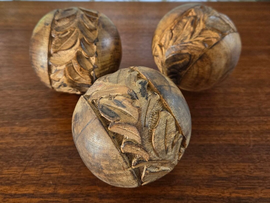 Hand Carved Wooden Decorative Balls Set of 3, Vintage Embossed Leafwork ...