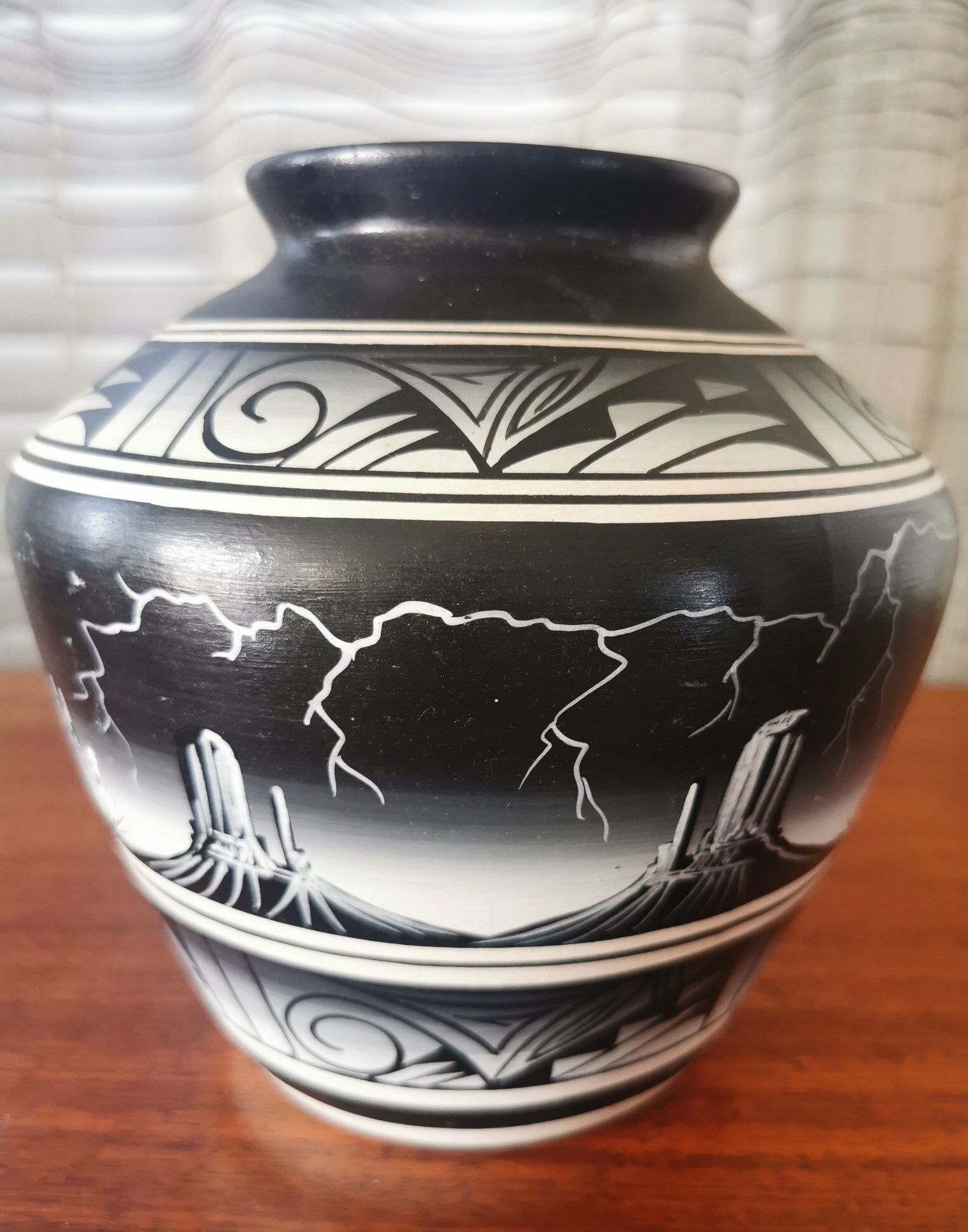 Dine Navajo Vase Hand Painted Black, White and Grey Pottery Vintage ...