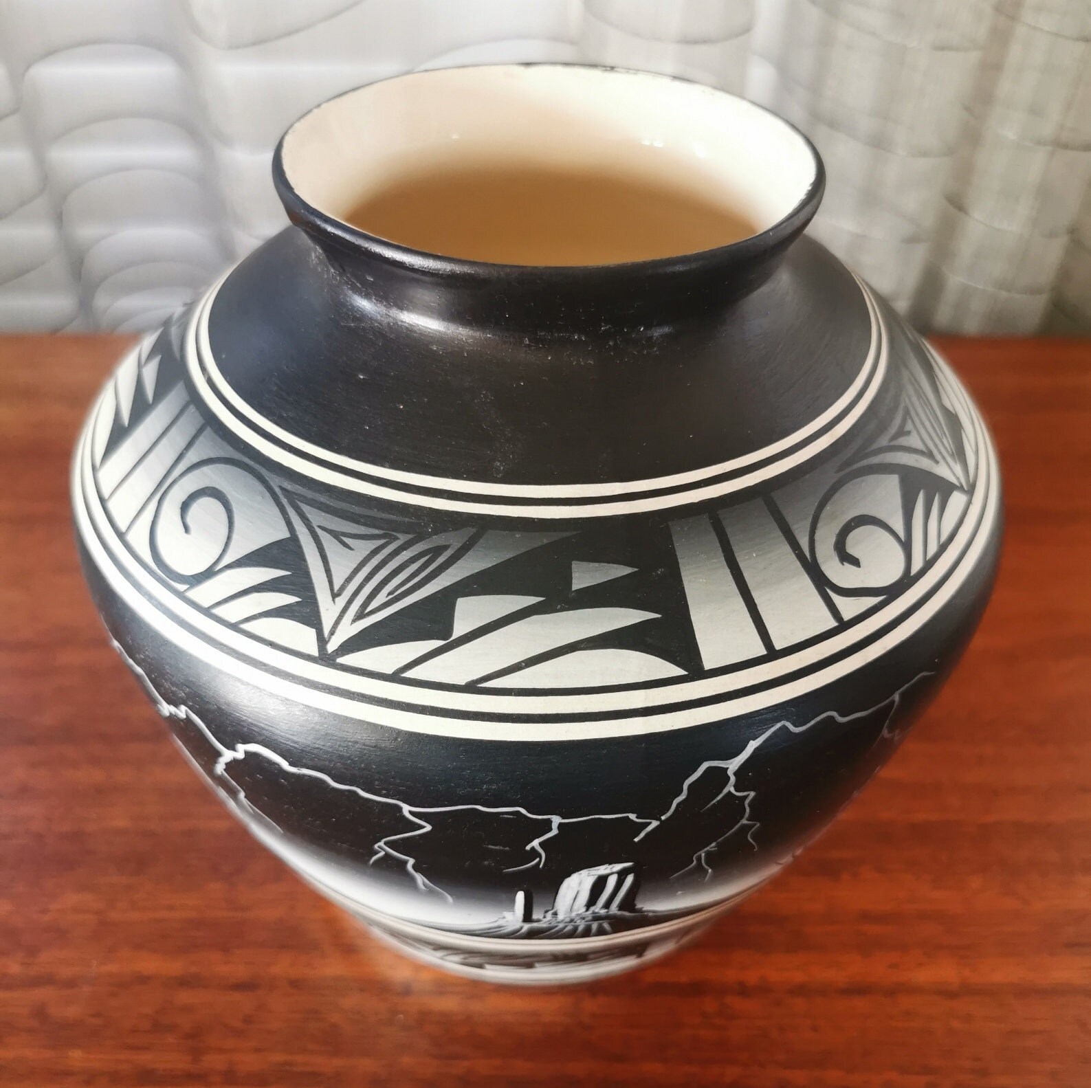Dine Navajo Vase Hand Painted Black, White and Grey Pottery Vintage ...