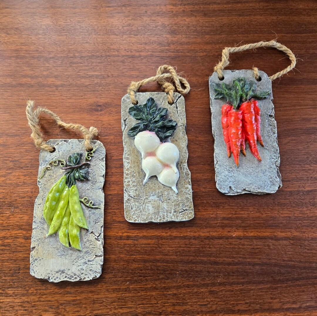 Relief Embossed Resin Vegetables Plaques Set of 3, Vintage Rustic 3D ...
