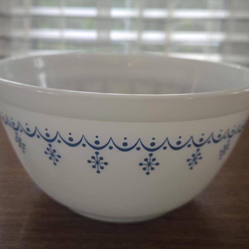 Pyrex Snowflake - Etsy