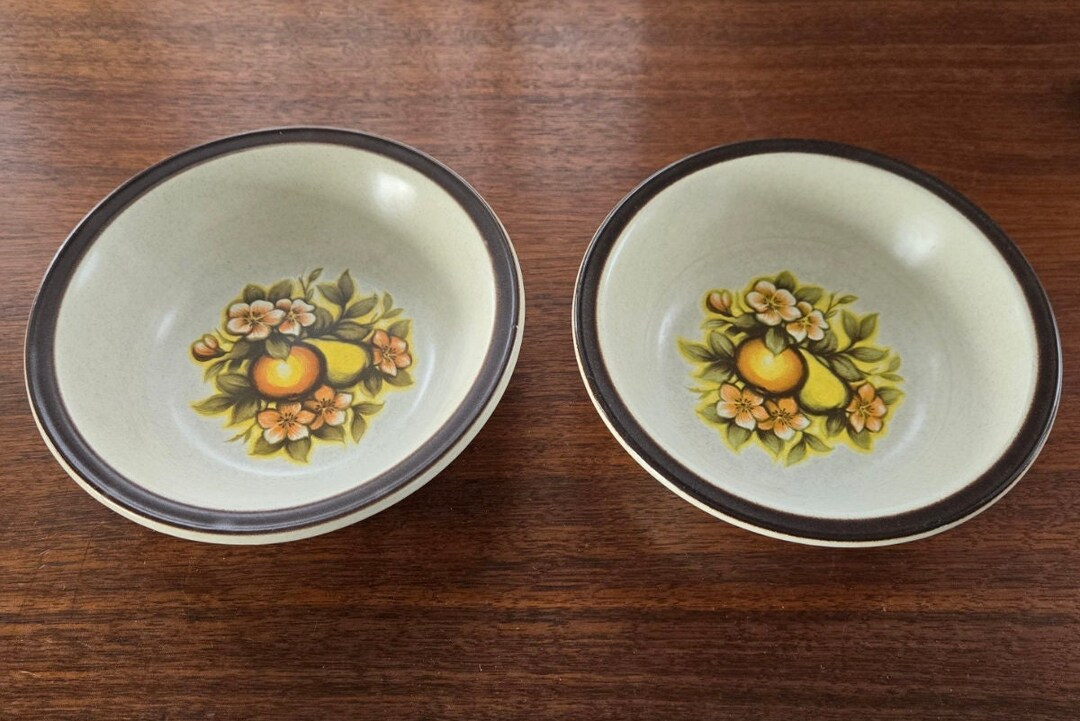 Doverstone Staffordshire England Heather Pippin Set of 2, Pear Apple ...
