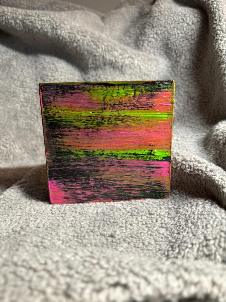 Super Fun Y2K Style Art. 3.5x3.5 Makes a Fun Addition to Your Home ...