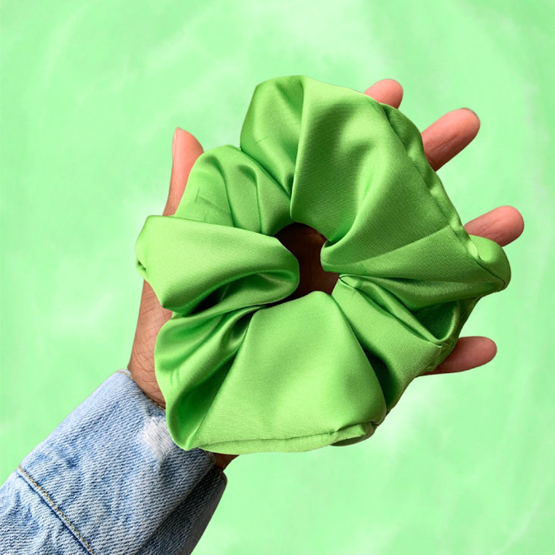 Green Scrunchie | Satin Hair Scrunchies, Elastic Satin Hair Ties | Hair ...