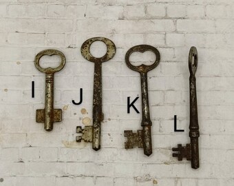 Craft Supplies & Tools Vintage Small Skeleton Key Lot Cabinet Jewelry ...