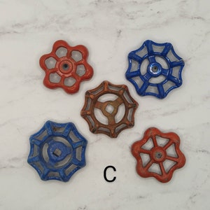 6 Lots 5 SPIGOT FAUCET KNOBS Vintage Garden Spigot - Etsy