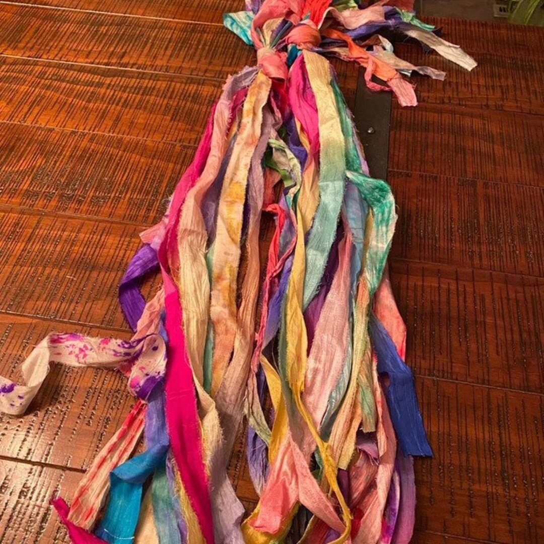 Colorful Vintage Indian Sari Silk Strips, Recycled Sari Silk Ribbon ...