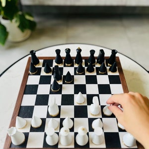 Premium Chess Set ,handmade Chess Board, Walnut Chess Board, Leather ...