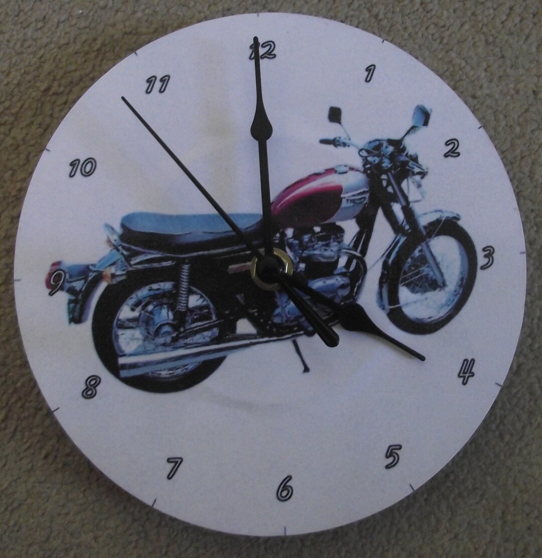 TRIUMPH BONNEVILLE T140 7wall Clock Upcycled Vinyl - Etsy