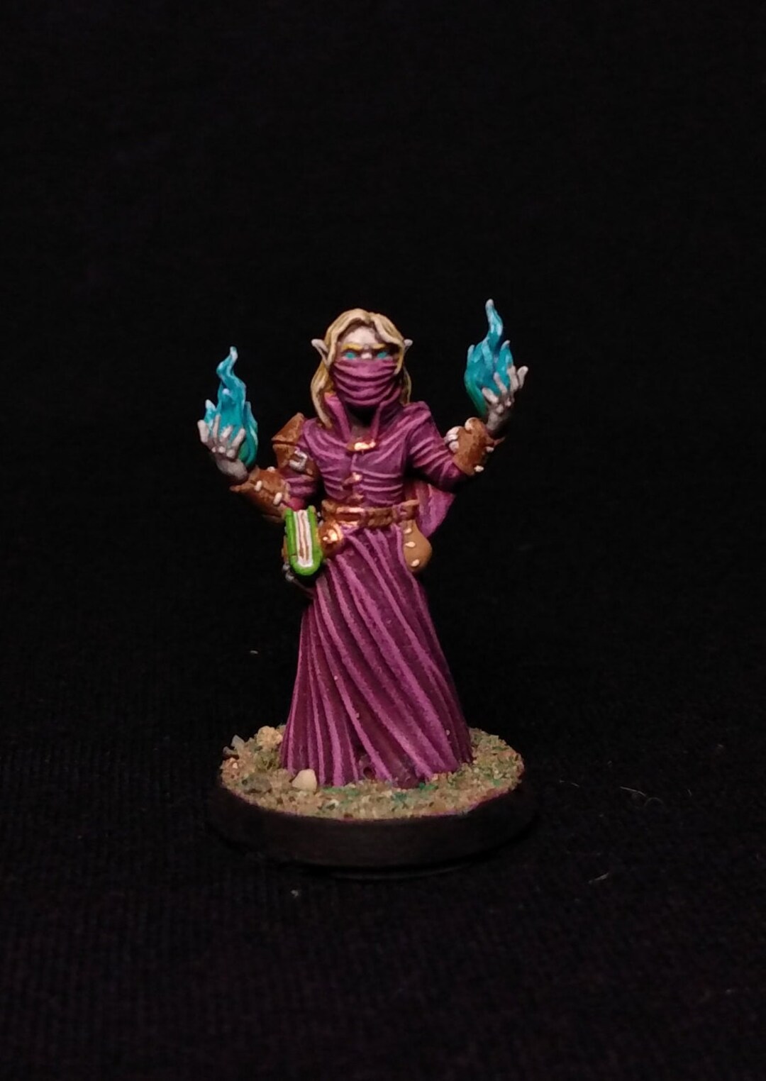 Painted Spellcaster Bandit, Half/elf. A Great Pale Sorcerer/wizard ...