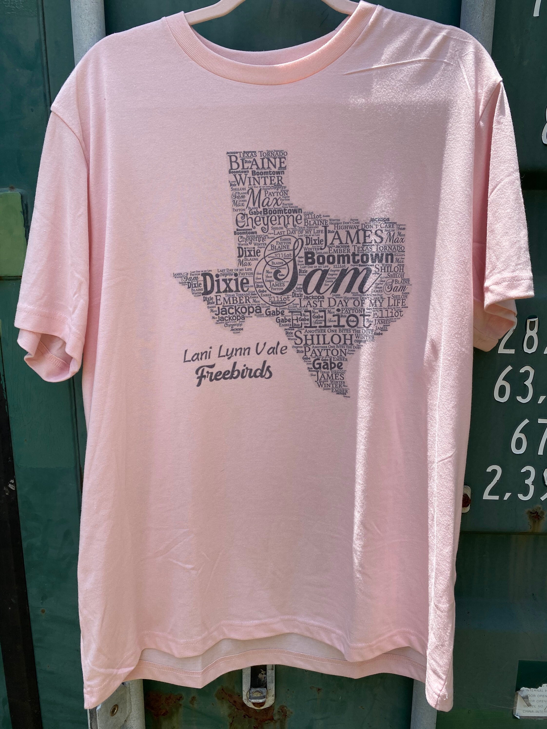 Lani Lynn Vale Freebirds MC T-shirt. Motorcycle Series With Names of ...