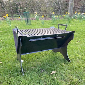 Collapsible BBQ Grill and Fire Pit. Perfect for Camping, the Beach and ...