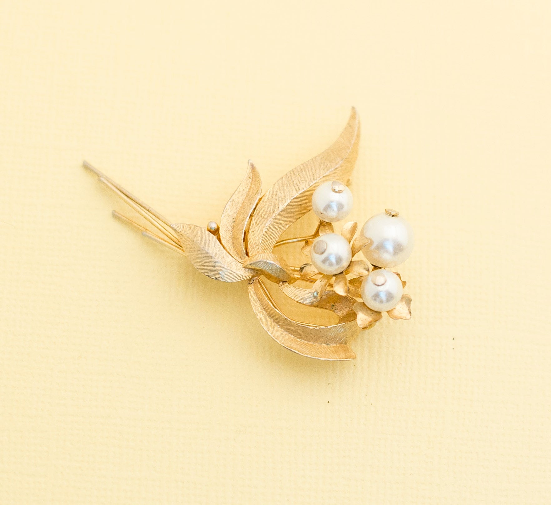 Vintage Gold Tone Gemstone Brooch i4 - Etsy España