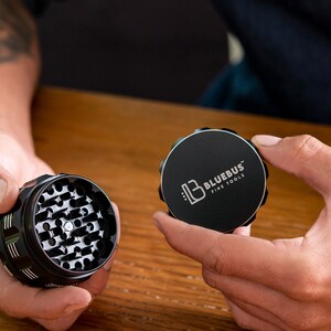 GAC Ceramic Grinder White Premium Non-stick 4 Piece - Large 2.5" Spice ...