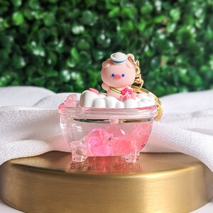 Sakura Bath Tub Liquid Keychain, Cute Rabbit Key Chain Accessory ...