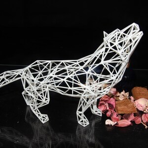 Wolf Figurine in Wire Mesh Design| Modern Symbol of Strength and ...