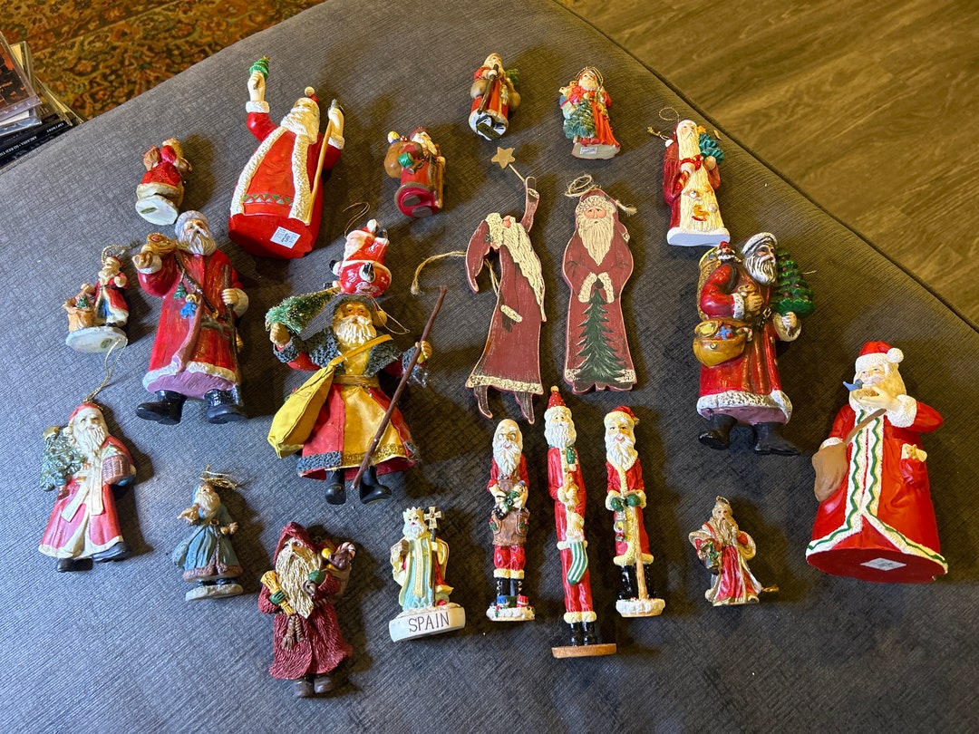Vintage Santa Claus Collection 20 Pieces wood, Resin, Plastic ...