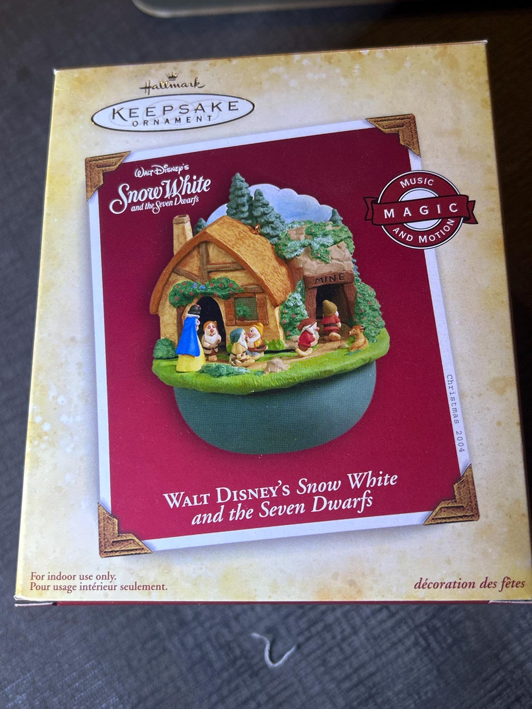 2004 Hallmark “disneys Snow White and the Seven Dwarfs” Ornament NIB ...