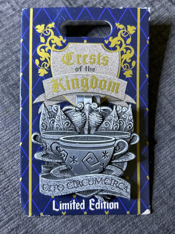 Disney Pin “Crests of the Kingdom Tea Cups” LE-2000 - Gem