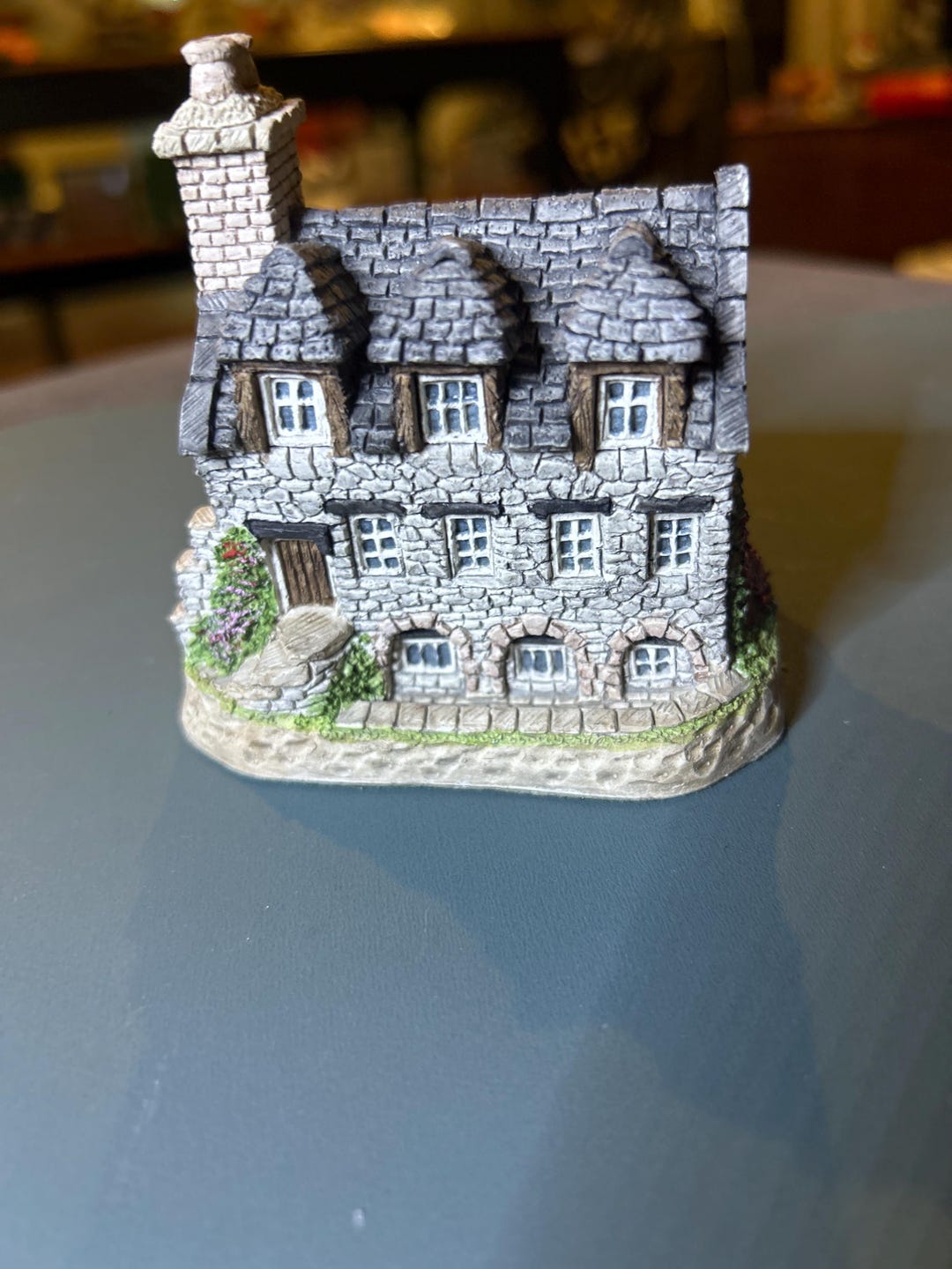 David Winter burns Reading Room British Traditions No Box - Etsy