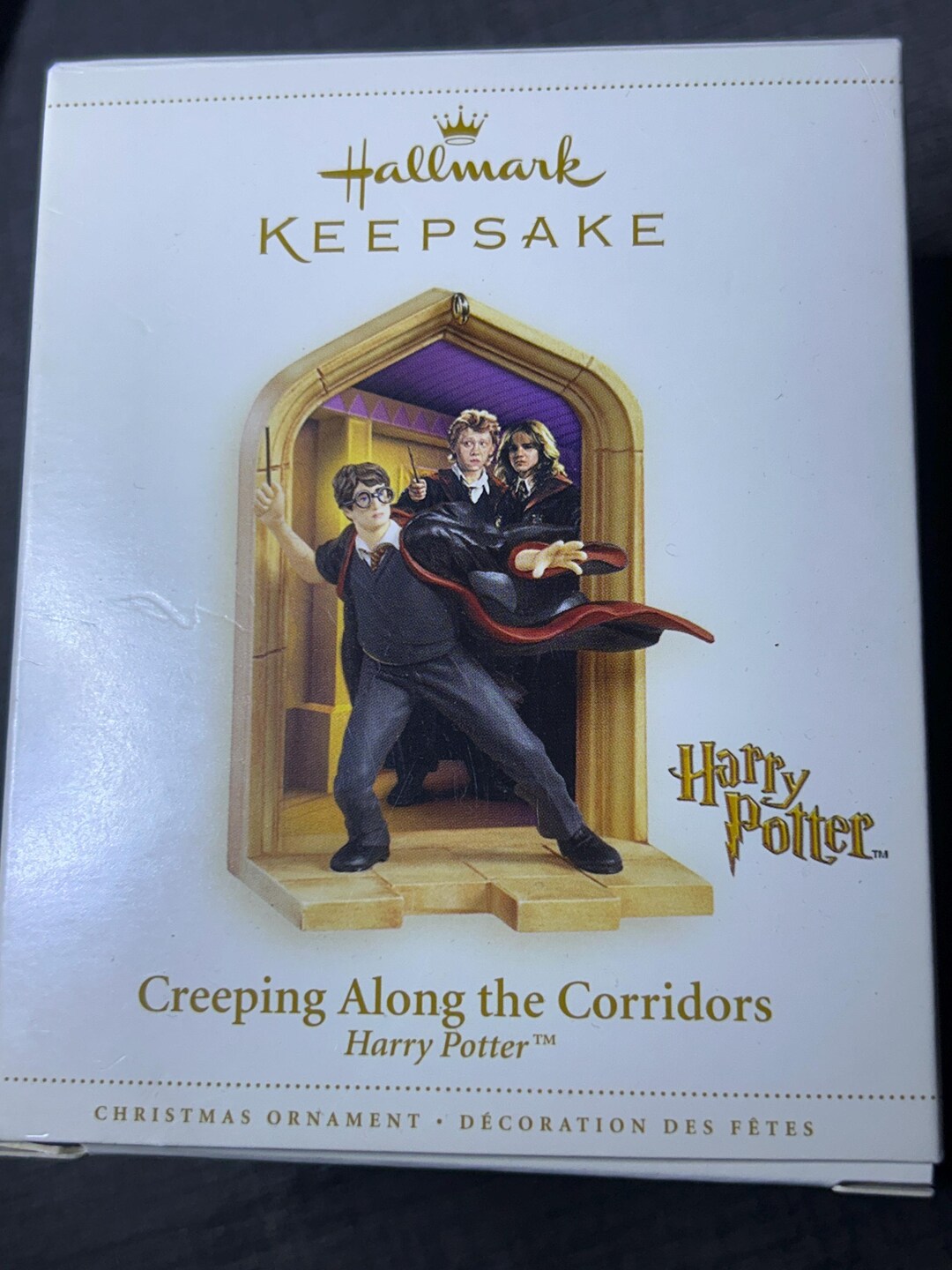 Hallmark Harry Potter creeping Along the Corridors Ornament New in Box ...