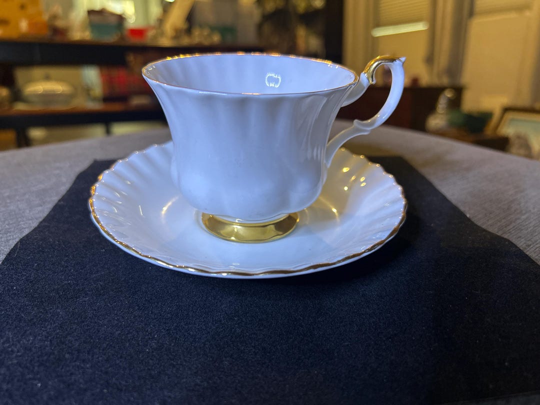 Royal Albert “val D’or” Tea Cup and Saucer (england) - Etsy