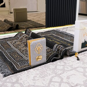 Personalized Prayer Mat Quran Tasbeeh Islamic Gift Set, Ramadan Eid ...