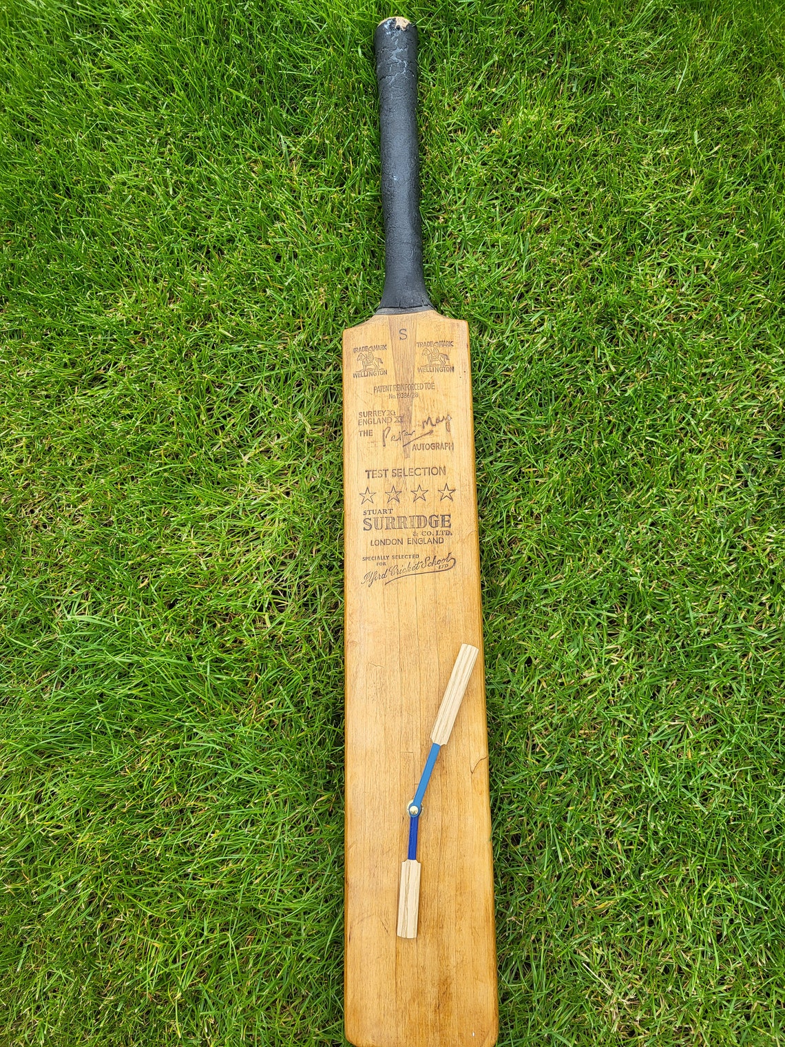 Vintage Cricket Bat Clock With Cricket Bat Shaped Hands - Etsy