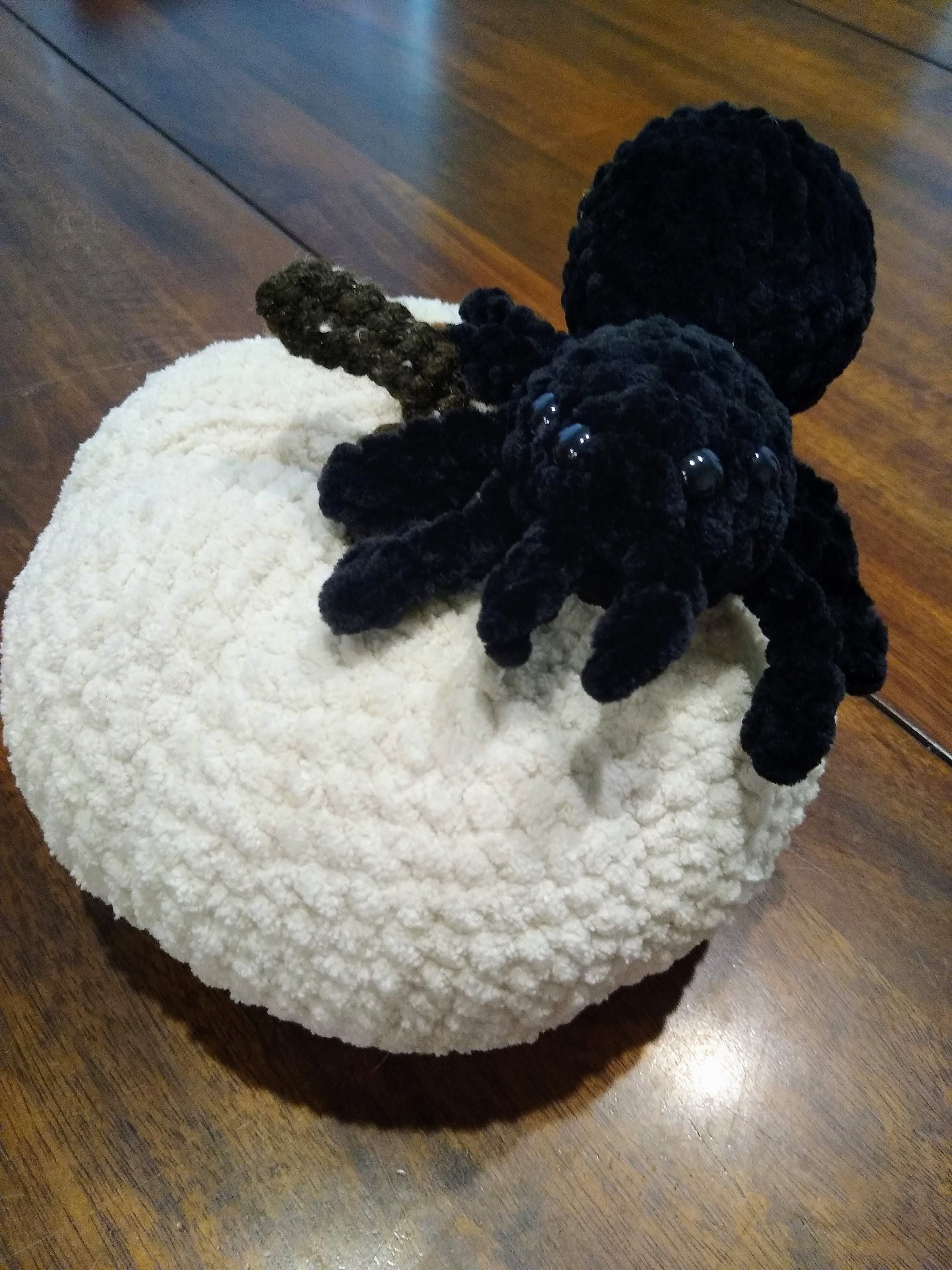 Spooky the Spider Crochet Pattern – Halloween Decor DIY – Instant ...