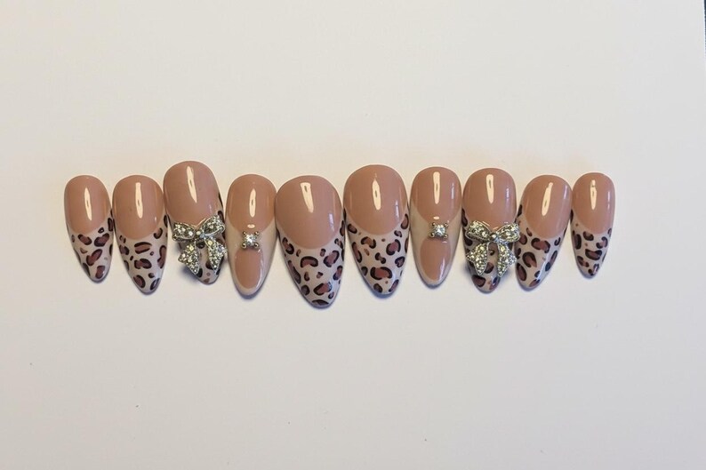 Cheetah Leopard Print Press on Nails, Handmade Almond Shape Nails - Etsy