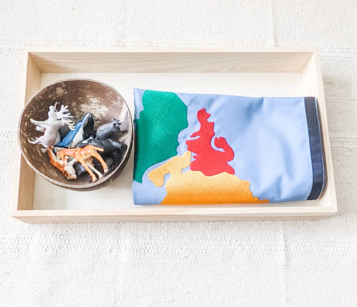 Embroidered Montessori World Map Mat. World Map. Montessori - Etsy