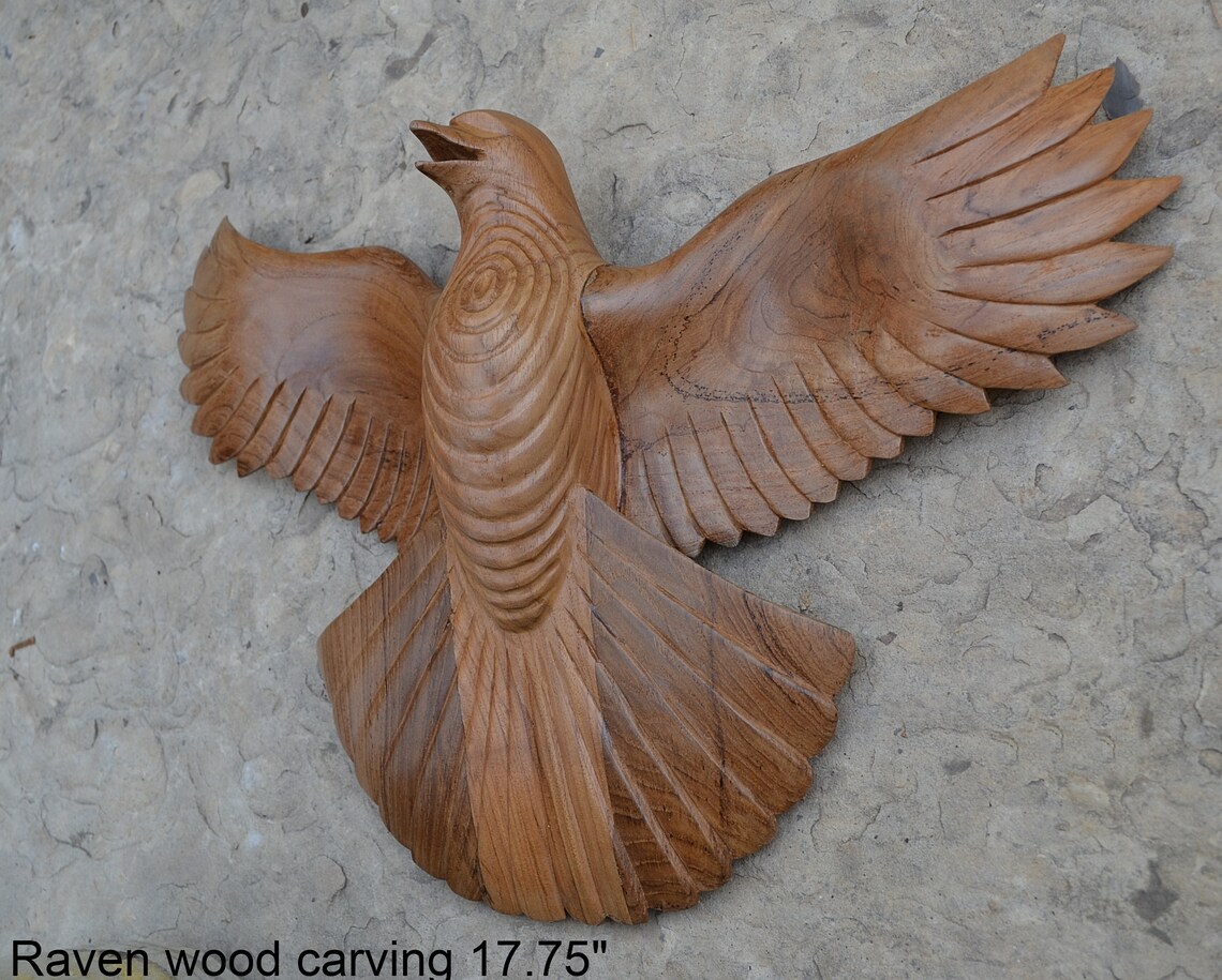 Raven wood carving Hand made 17.5 | Etsy
