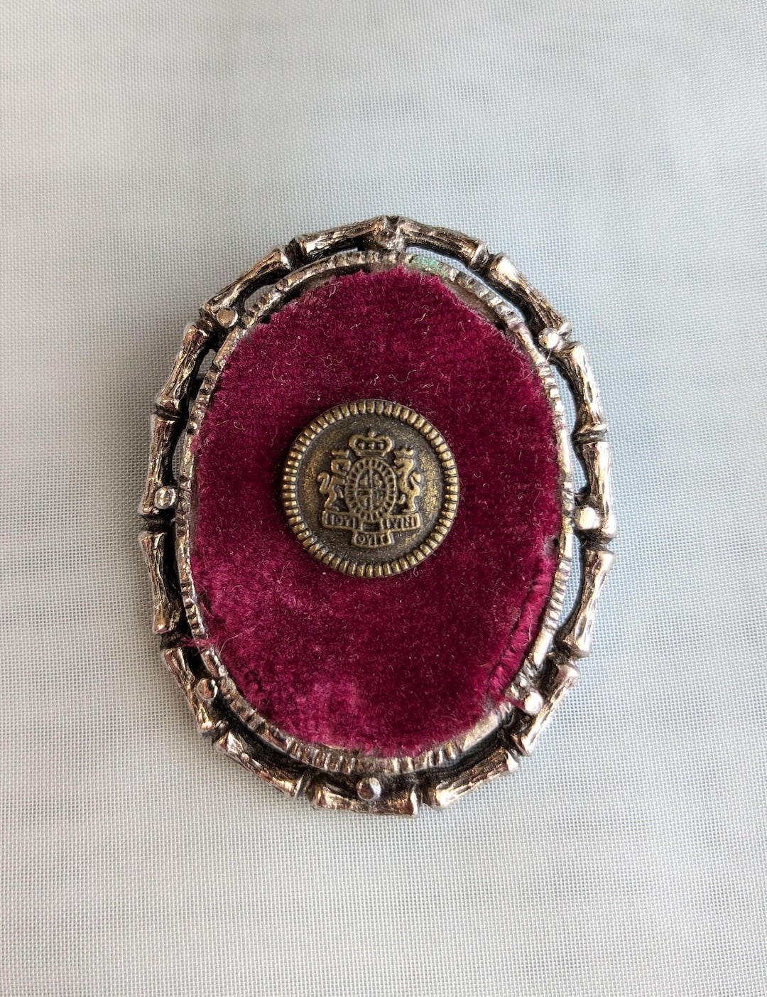 Vintage Silver Tone Heraldry Brooch Pin Pendant Cosplay - Etsy