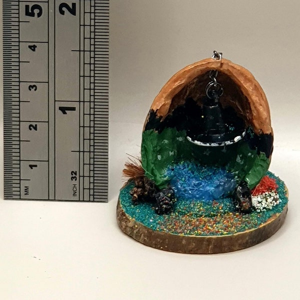 Walnut Shell Diorama - Etsy