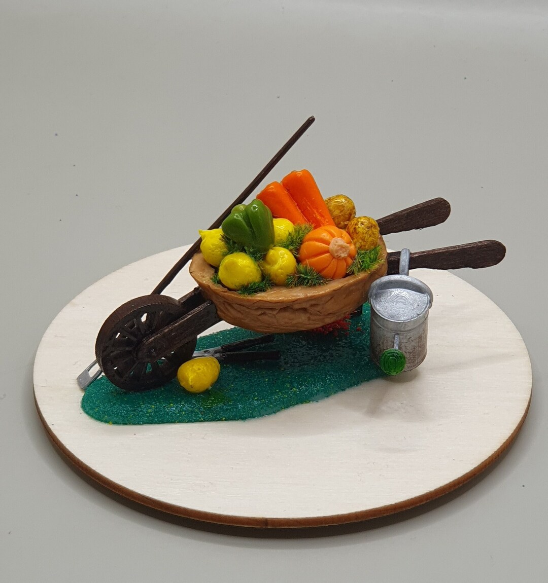 Wheelbarrow Miniature for Terrarium, Indoor Garden Decor, Walnut Shell ...