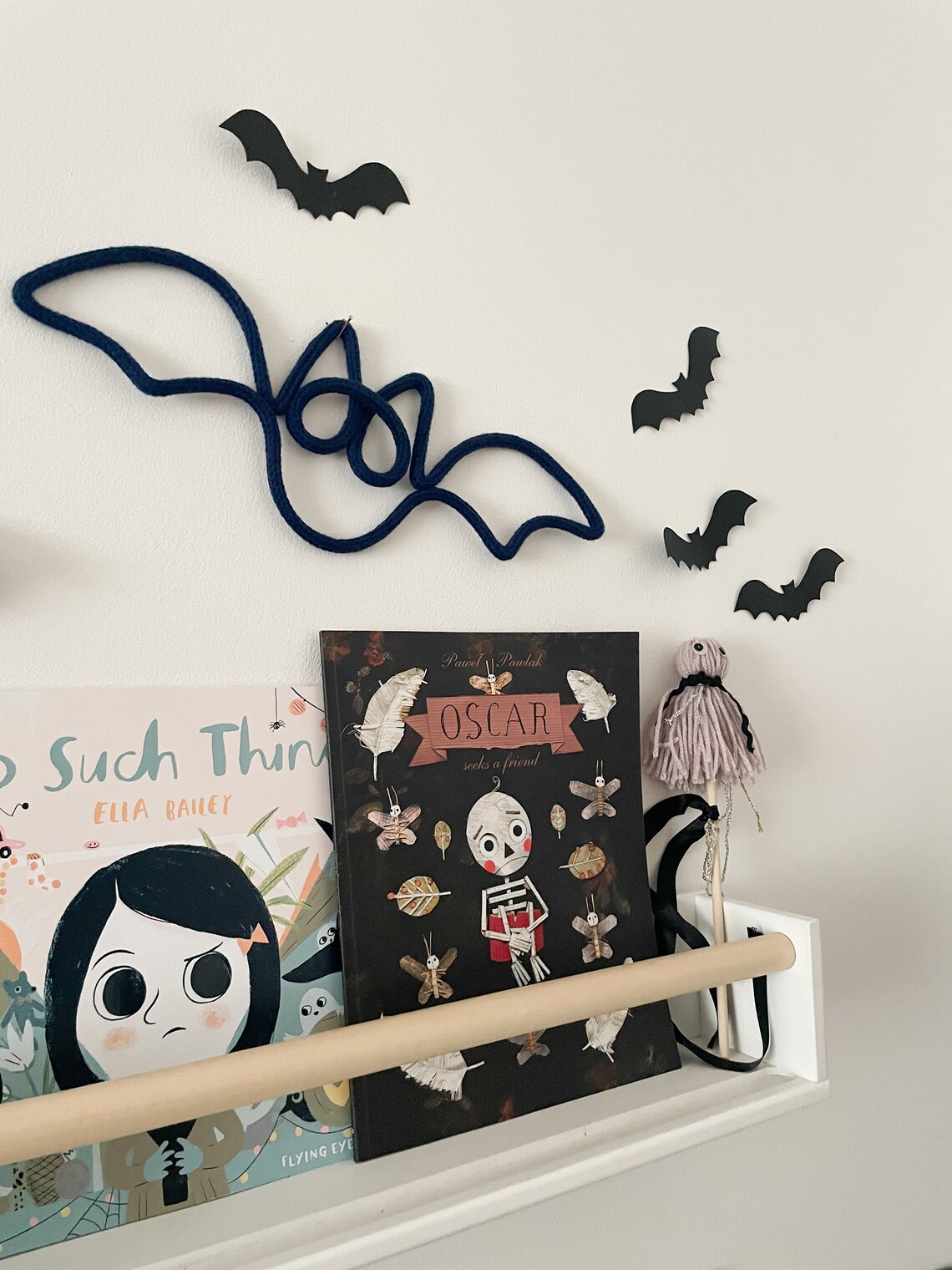 Spooky Bat - Knitted Wire Halloween Bat Shape - Kids Hallows Eve Decor ...