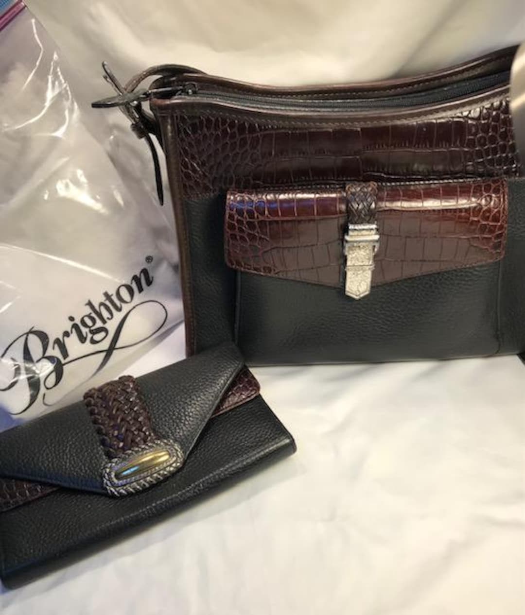 Brighton estelle Black & Chocolate Brown Pebbled Leather Shoulder Bag ...