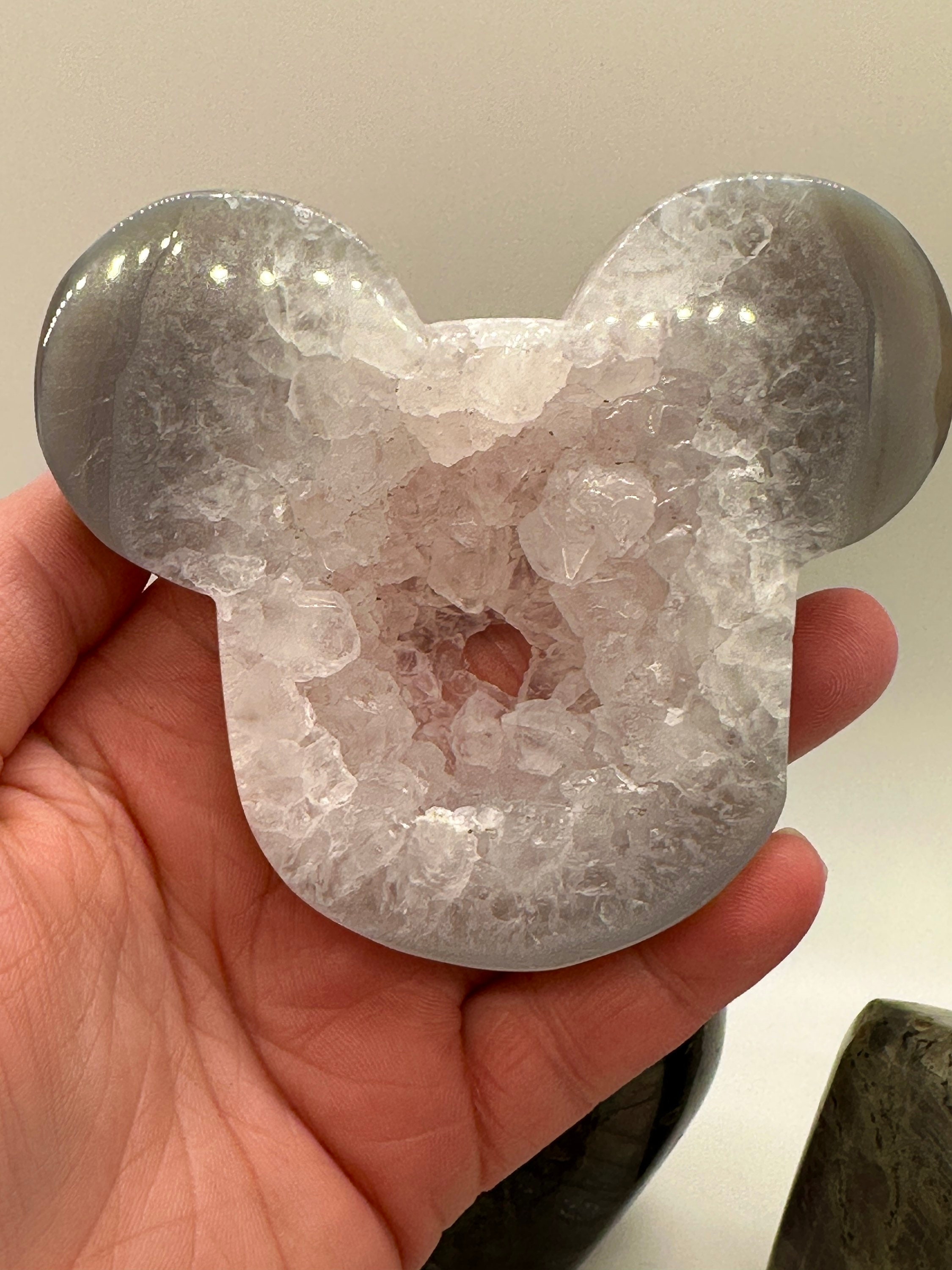 Big Mickey Mouse Shape Shiny Crystal Carvings Druzy Agates Disneyland ...