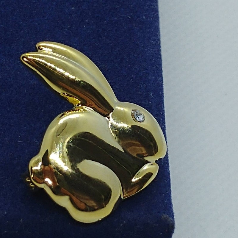 Rabbit Brooch - Etsy UK