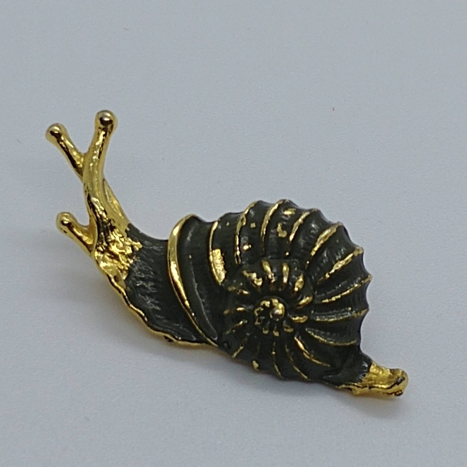 Vintage Brooch in the Shape of a Snail Gold Tone With Green - Etsy